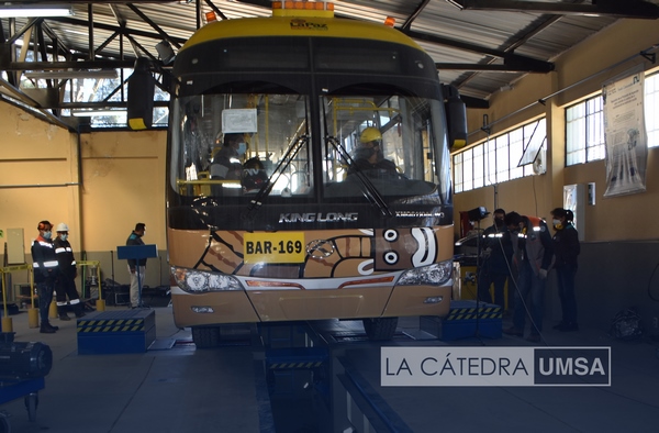 UMSA VERIFICA POTENCIA Y CALIDAD DE NUEVOS BUSES “PUMA KATARI ...